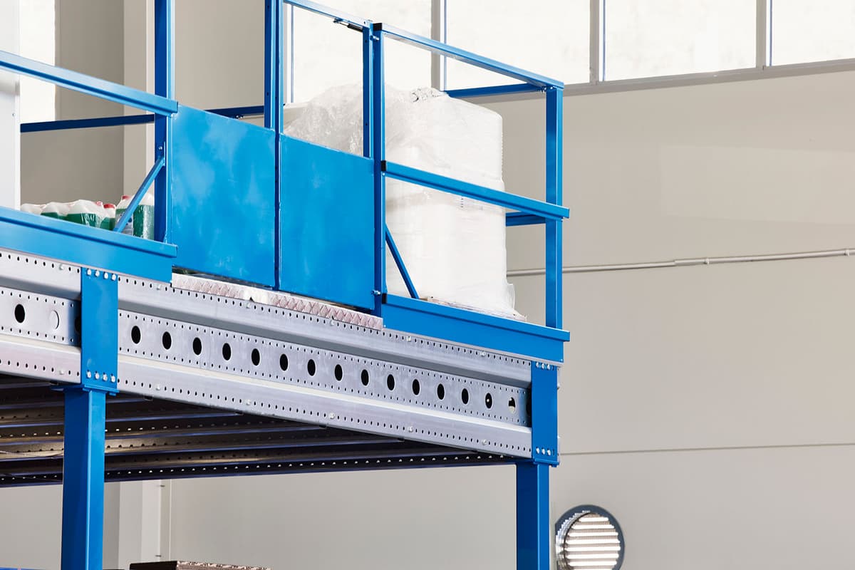 Entresol och Mezzanin - Utnyttja takhöjden i ditt lager